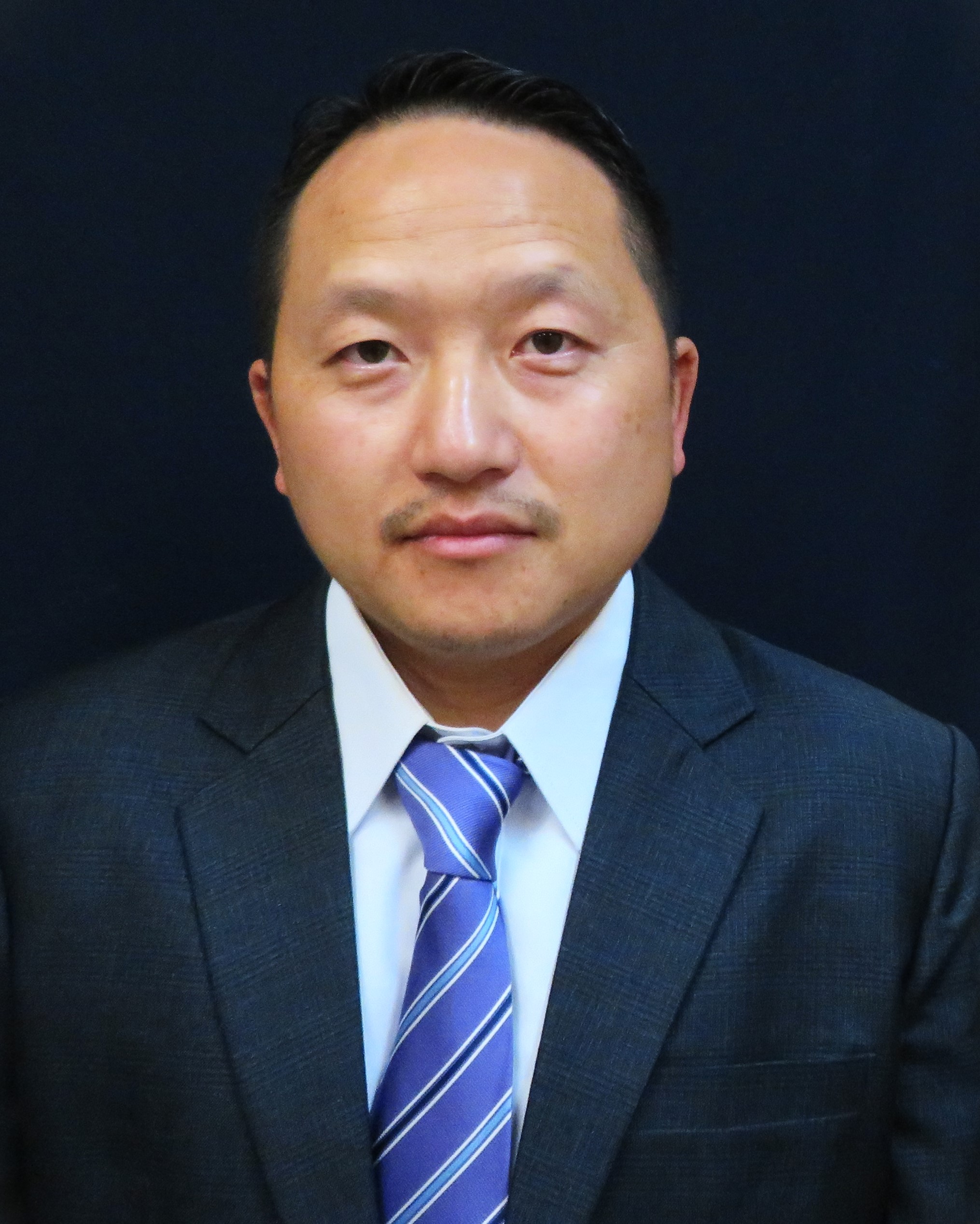 Yee Xiong's Instagram, Twitter & Facebook on IDCrawl